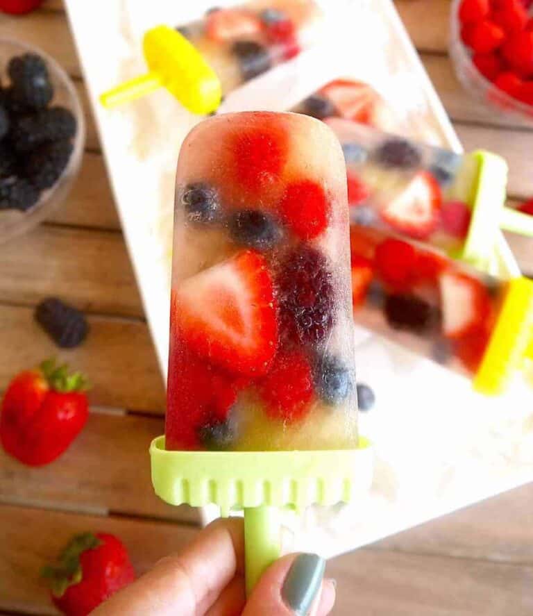 Apple Juice Popsicles with Berries - Perchance to Cook